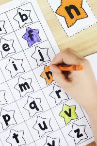 Stars ABC Scavenger Hunt - Fantastic Fun & Learning